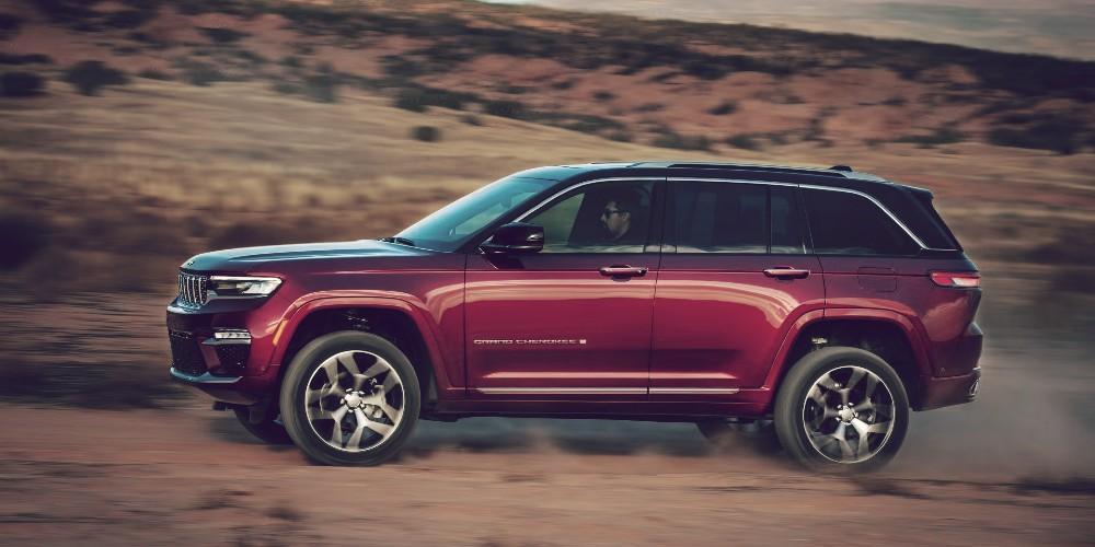 Detroit’s Big Three Automakers Bring Back Gas Guzzlers Americans Love ...